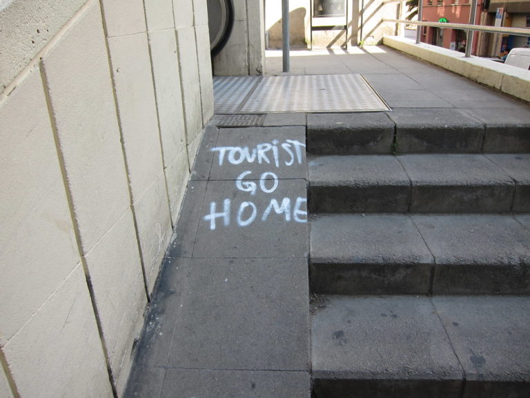 Sinking city: Overtourism and how it affects Amsterdam | DutchReview