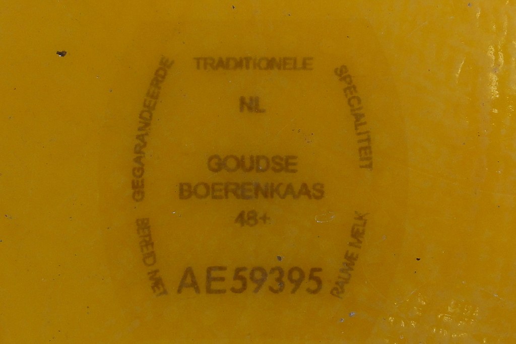 Dutch cheese varieties: the comprehensive (and cheesy) guide – DutchReview