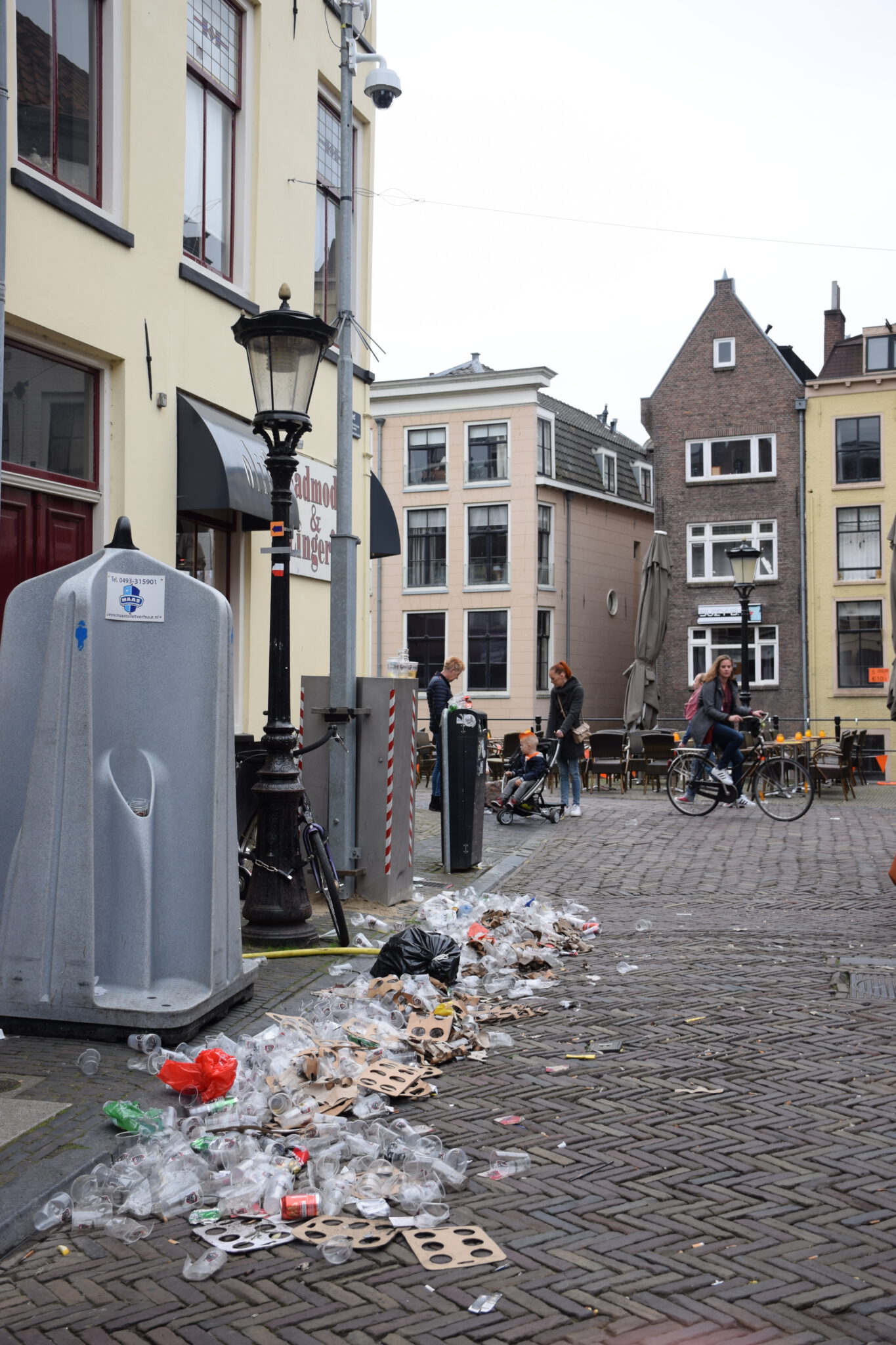 19 damn freakin’ annoying things Dutch people do – DutchReview