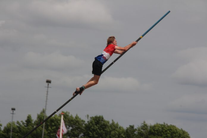 11 Dutch sports that are 100% weird (but wonderful) | DutchReview