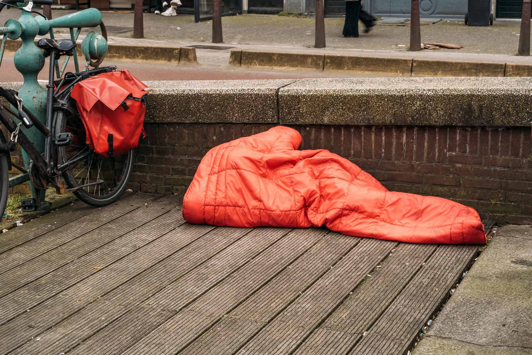 Rotterdam builds fifteen new shelters for the homeless