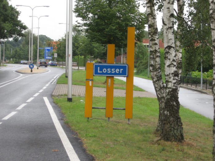 17 Dutch towns with the funniest names | DutchReview