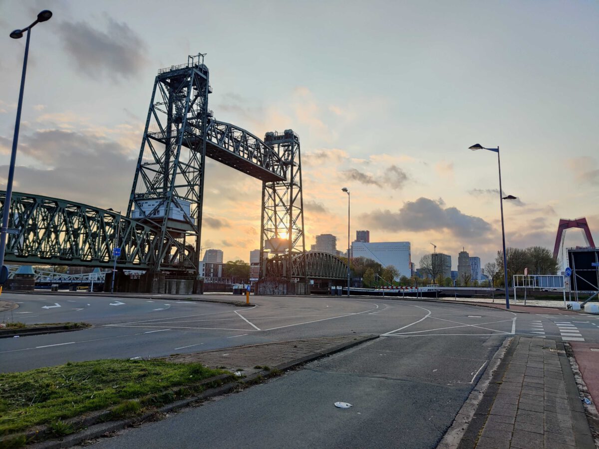 It's just nuts: Jeff Bezos is dismantling a Rotterdam bridge for his ...
