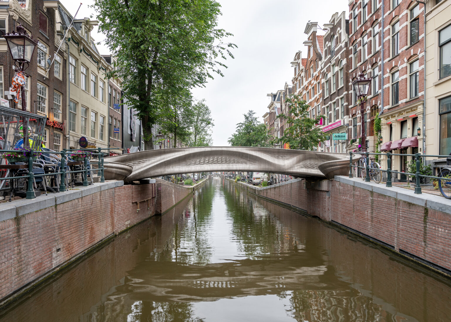 World’s first 3D-printed bridge made entirely of steel is opened in ...