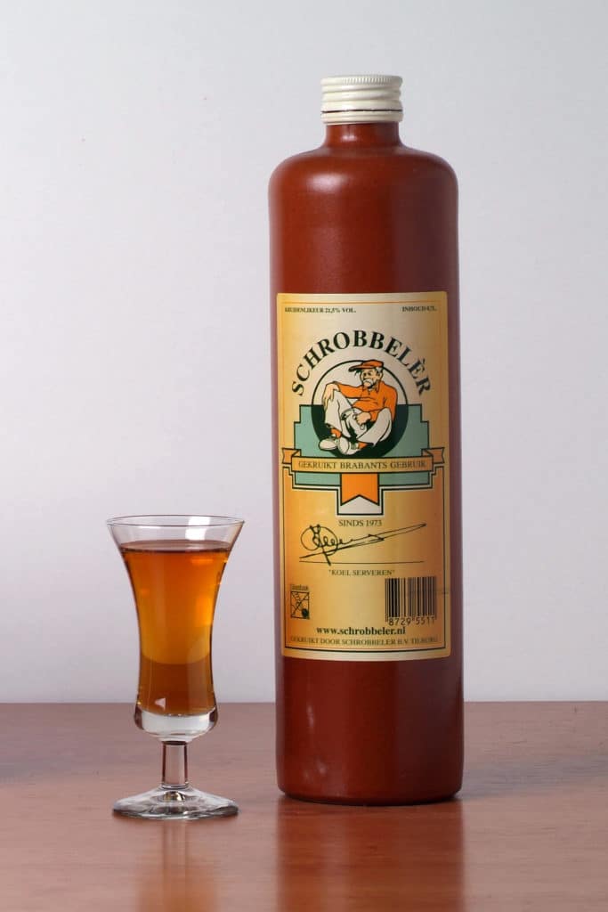 4 unique alcoholic drinks to try in the Netherlands (after finishing ...