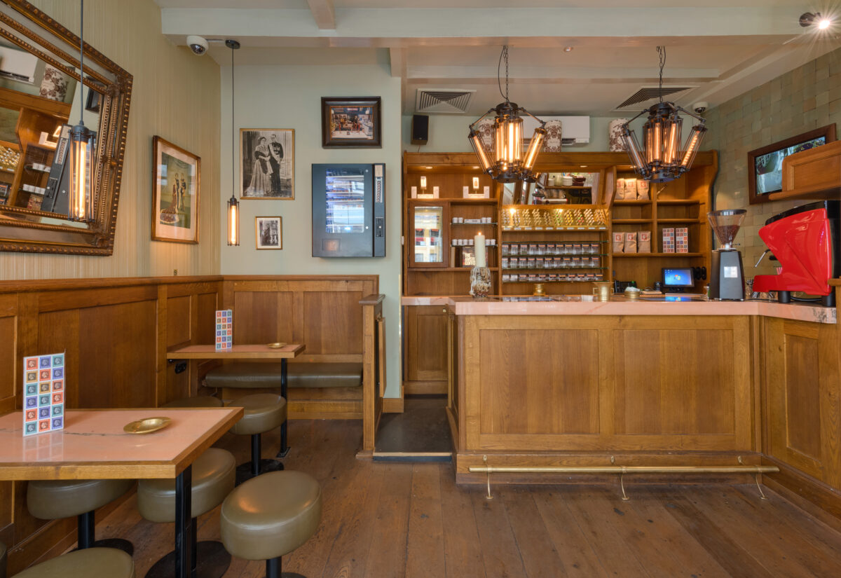 Visiting a coffeeshop in Amsterdam: etiquette, tips and tricks for ...