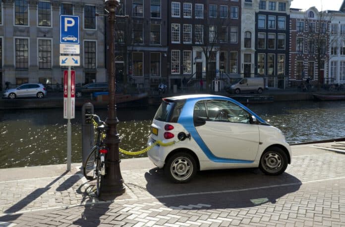 Buying a car in the Netherlands: 7 things to know