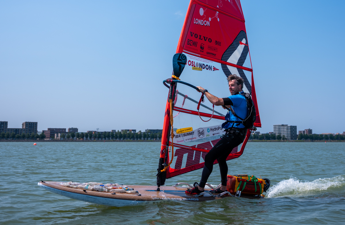 Dutch man surfs from Oslo to London on windsurfer made from plastic ...