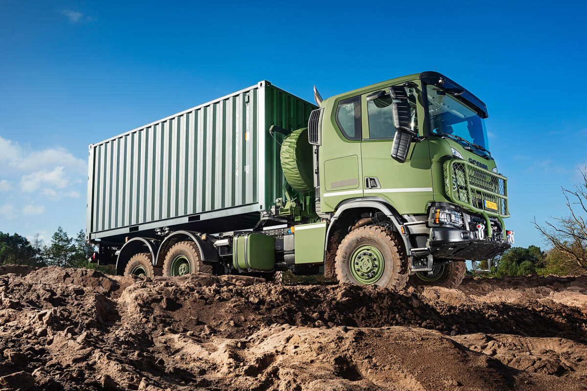 The Ministry of Defence got new trucks... that can't drive on Dutch ...