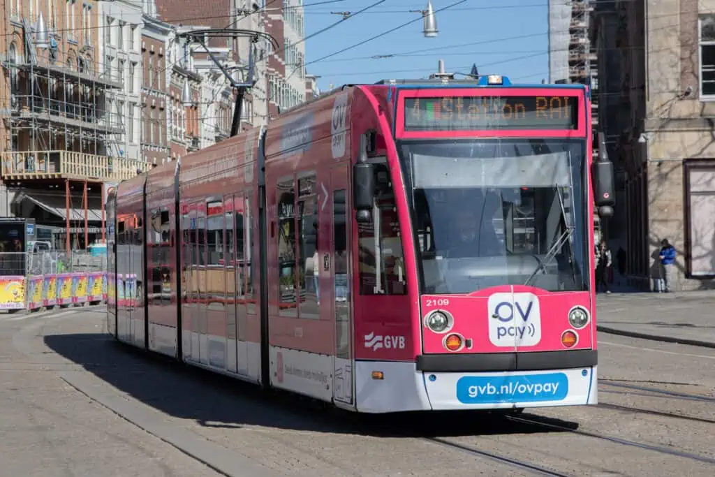 New €6 Dutch public transport pass lands in stores this week