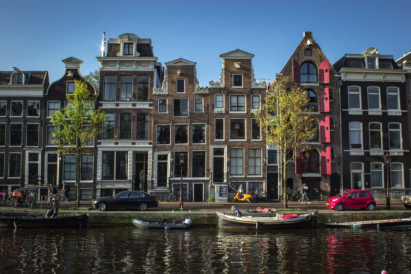 Moving to Amsterdam: the ultimate guide | DutchReview