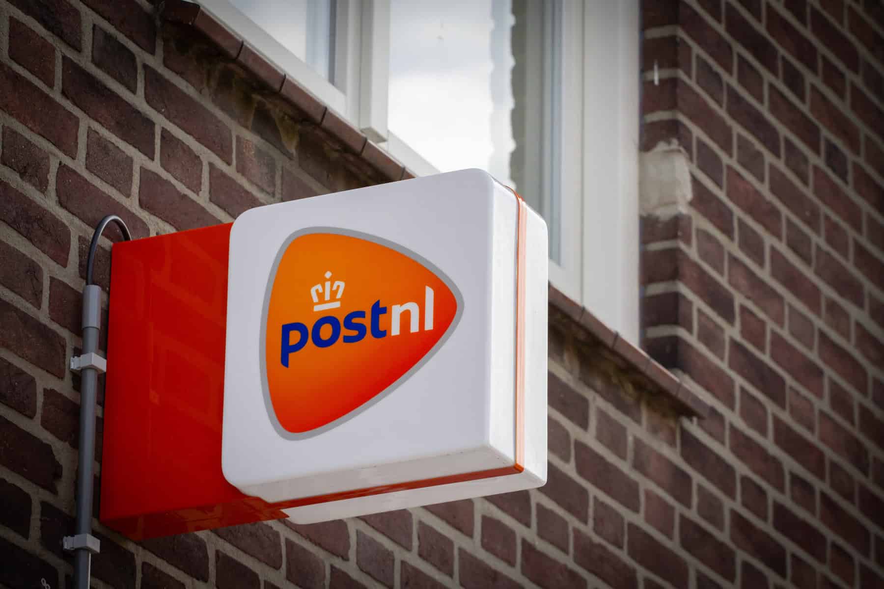 Postal services in the Netherlands: Send & receive Dutch post