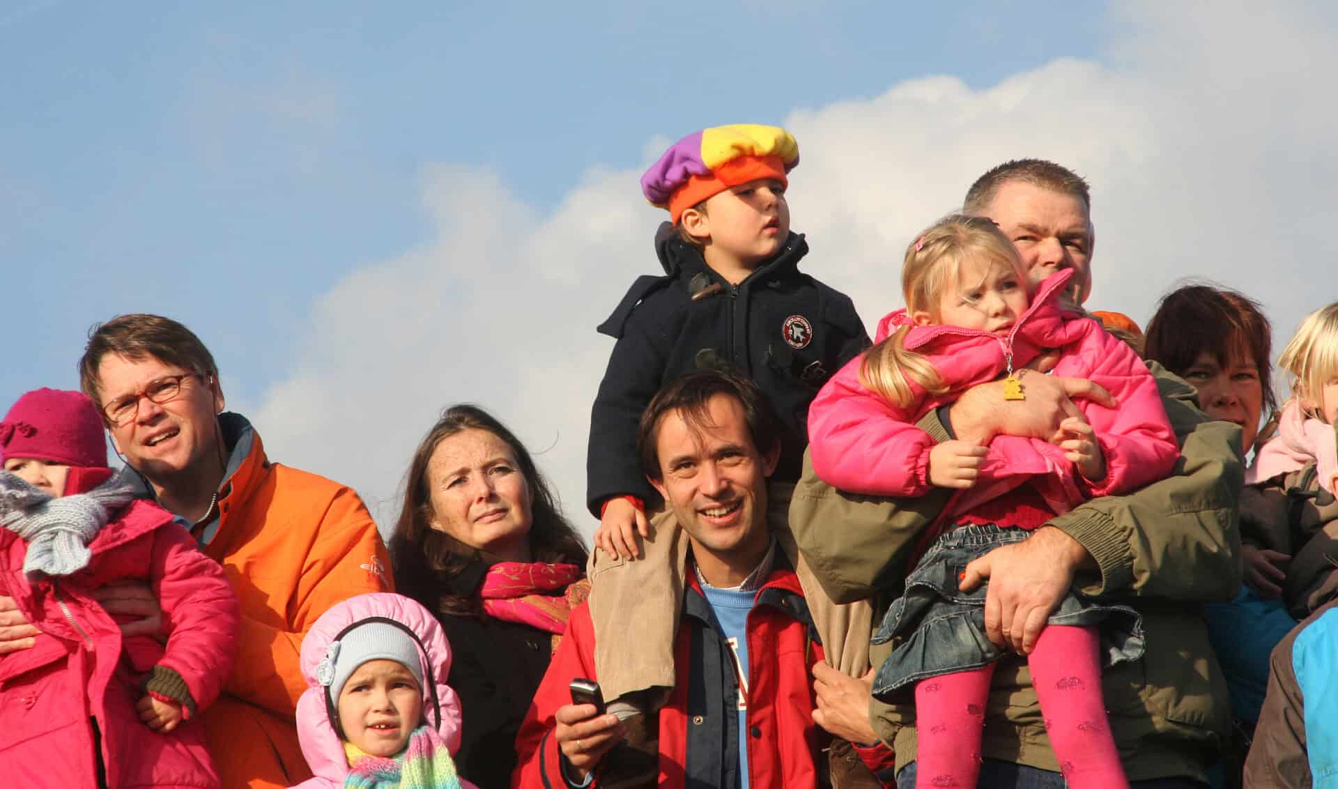 7 fun and practical tips to help expat children integrate seamlessly ...