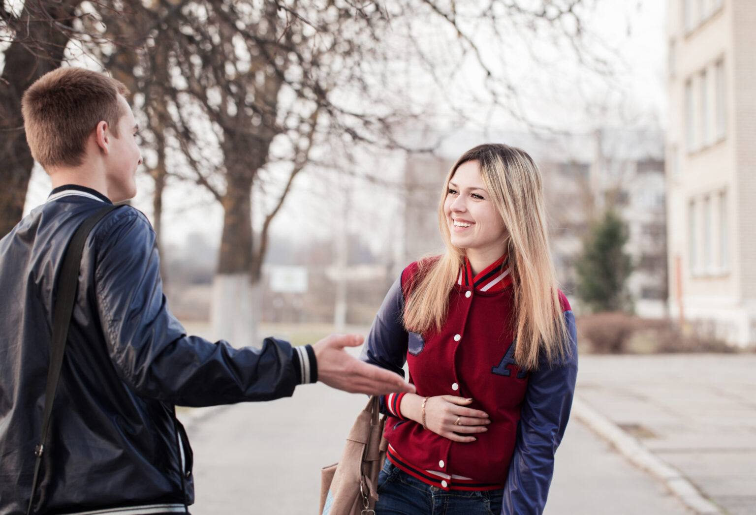 Making Dutch friends as an international: Our 21 best tips | DutchReview